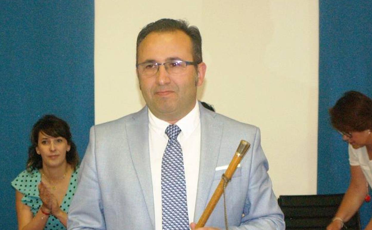 El alcalde de Pedrajas apela a la responsabilidad individual para frenar un brote con 11 ...